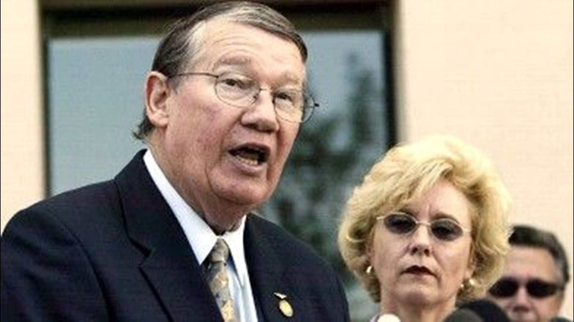 Former San Diego congressman Randy "Duke" Cunningham released to ...