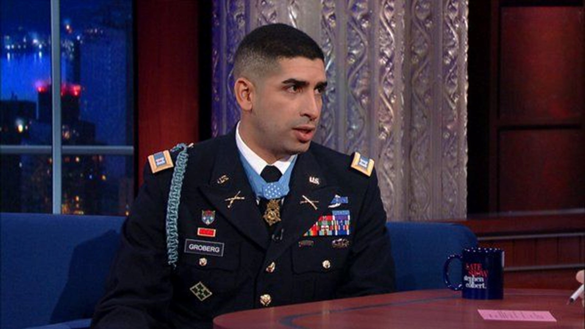 Medal of Honor recipient sits down with Colbert | cbs8.com