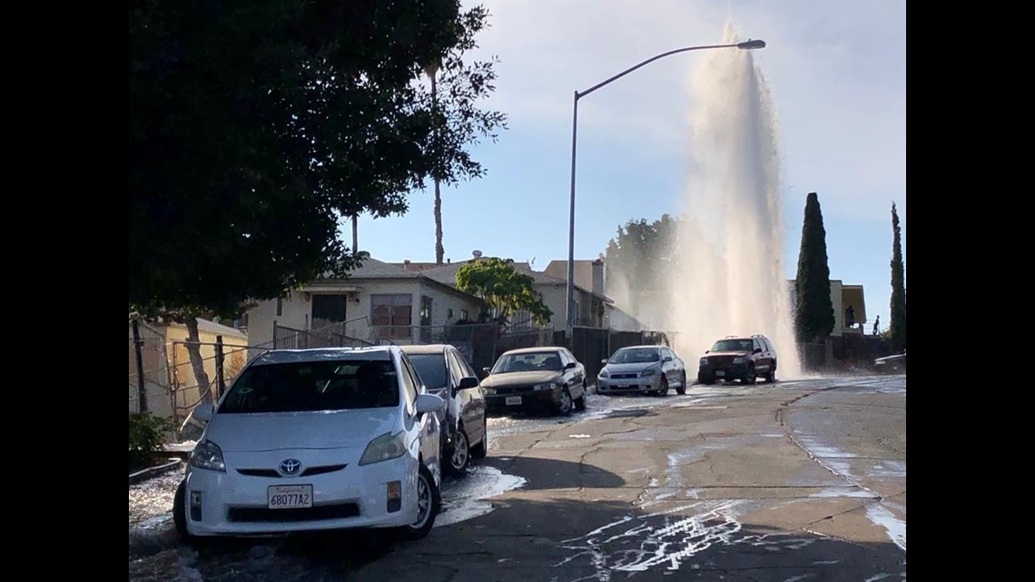Damaged fire hydrant causes large geyser south of Talmadge | cbs8.com