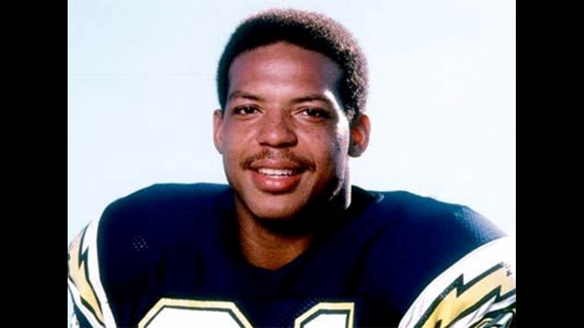 Leslie O'Neal to become next member of Chargers Hall of Fame | cbs8.com