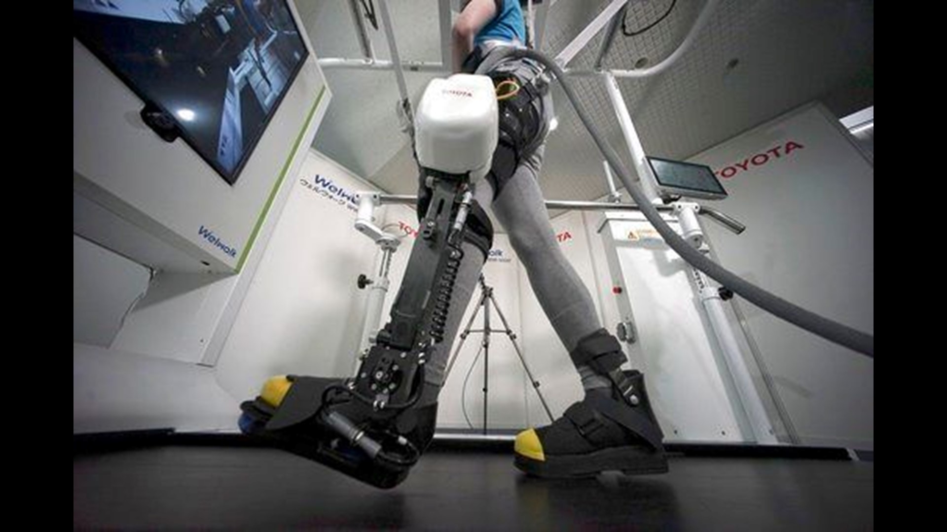 Toyota shows robotic leg brace to help paralyzed people walk | cbs8.com