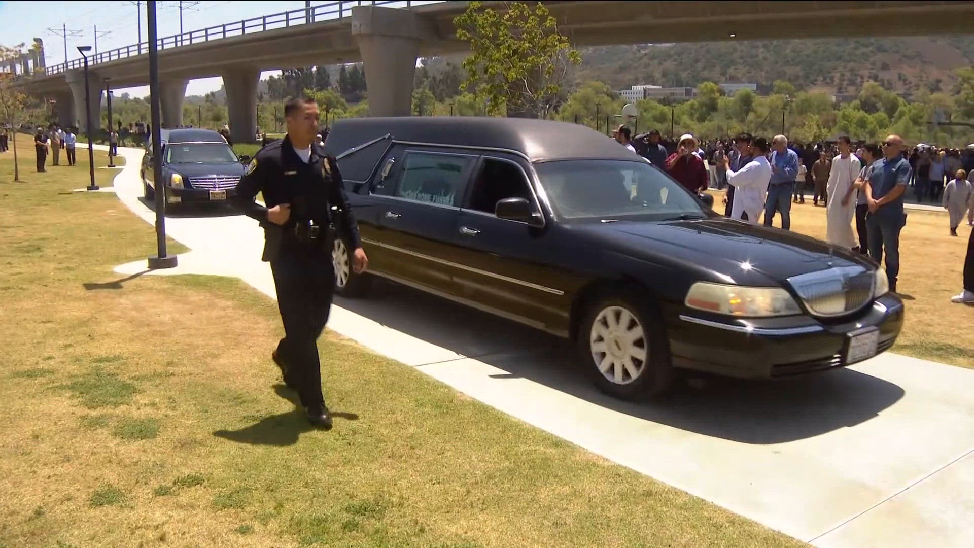 Thousands mourn at funeral prayer, burial for 3 men killed in Islamic ...