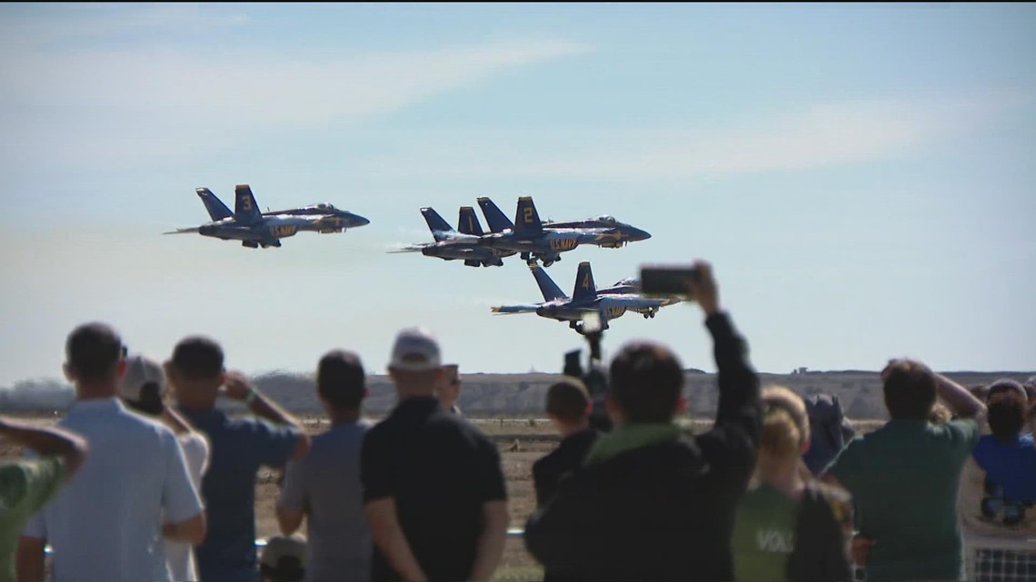 Blue Angels concludes spectacular first day of Miramar Air Show | cbs8.com