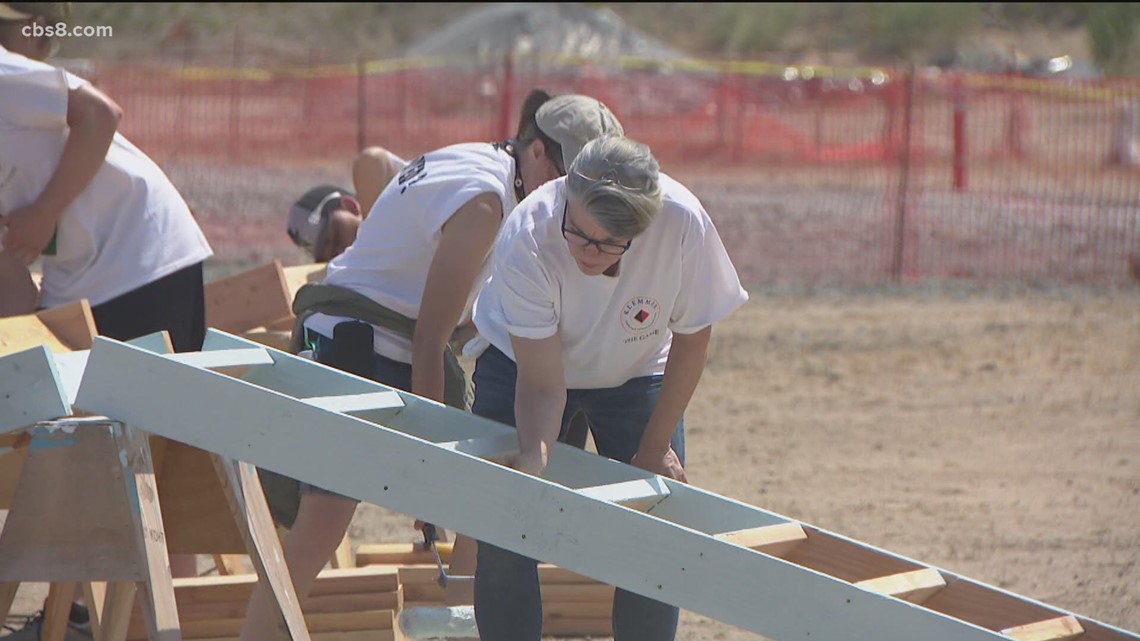 Project Mercy helps build houses for Tijuana families | cbs8.com