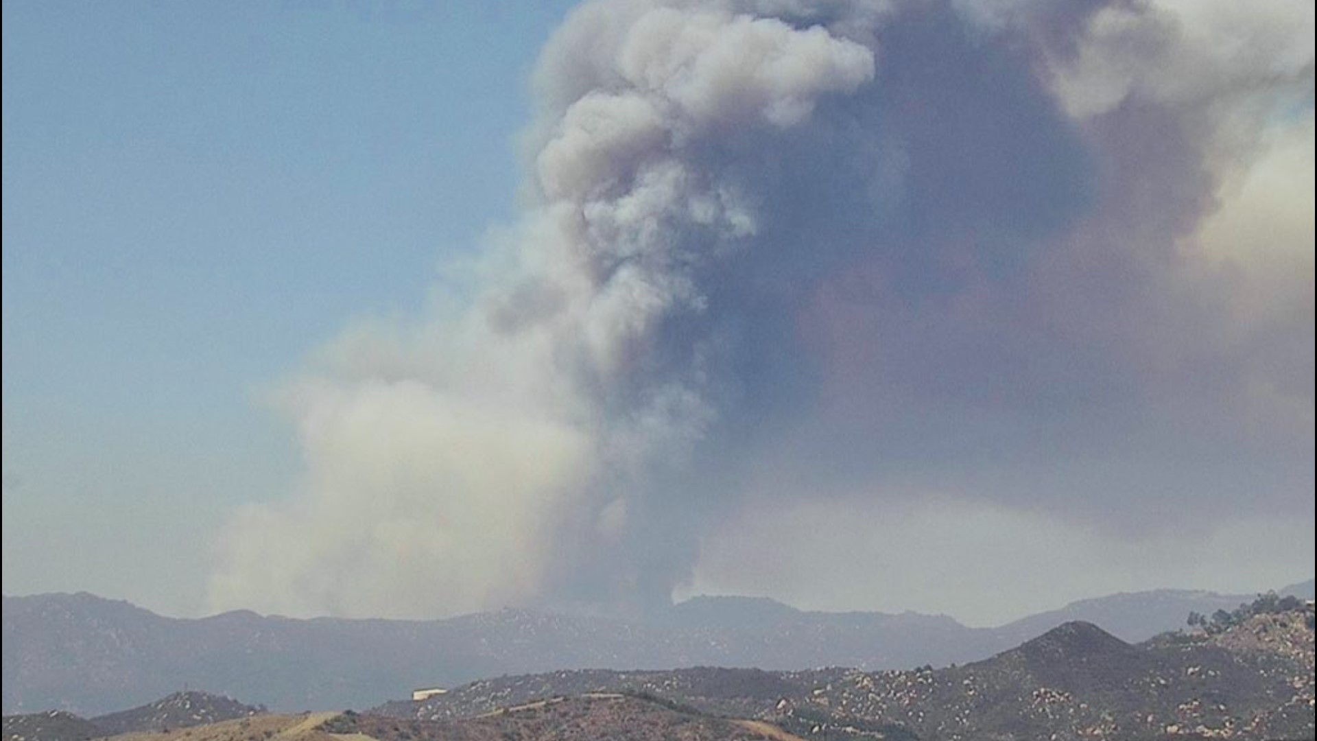 Chaparral Fire in Riverside County | cbs8.com