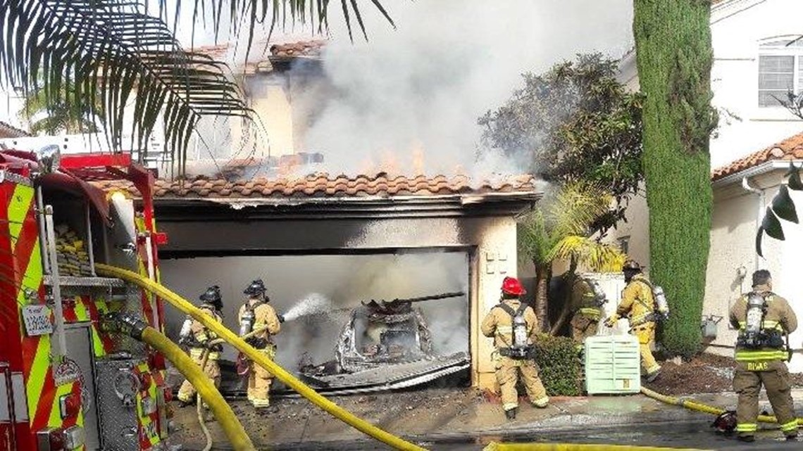 Fire damages Scripps Ranch home | cbs8.com