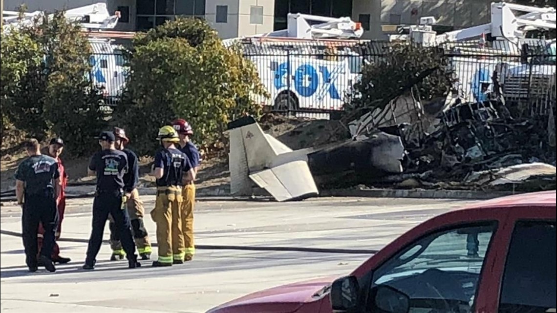 3 injured in fiery small plane crash near Gillespie Field in El Cajon ...