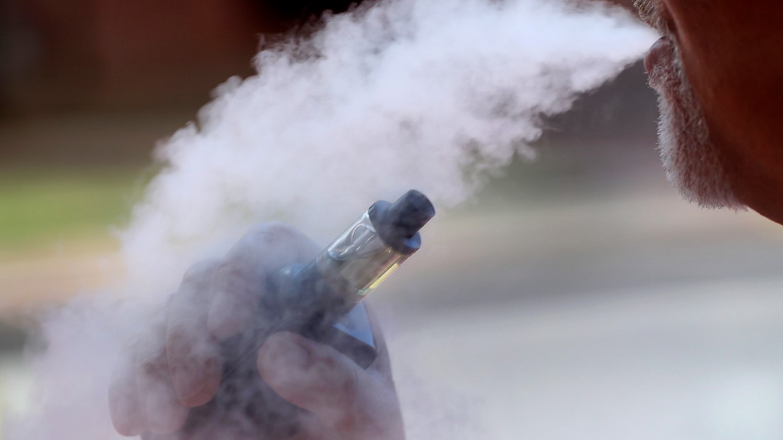 11 hospitalized in San Diego County with vaping related issues | cbs8.com