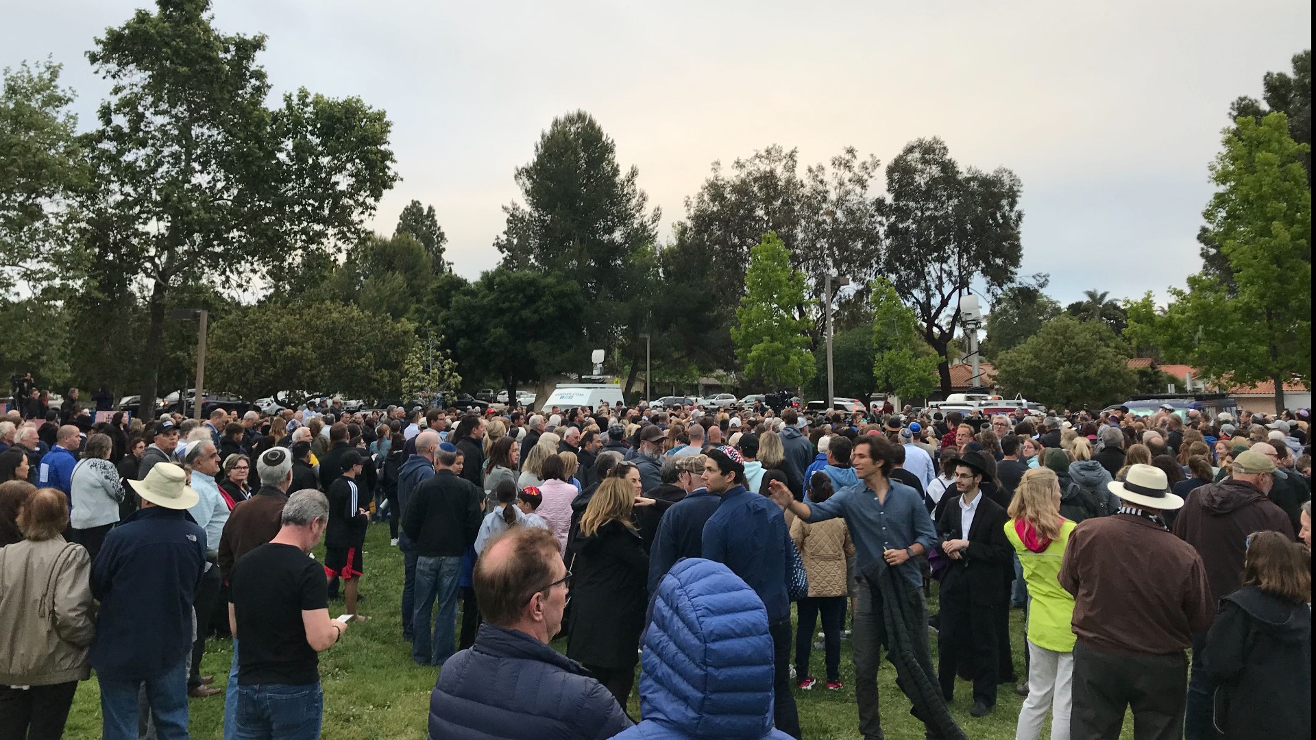 Victims said to be in stable condition after Poway synagogue shooting ...