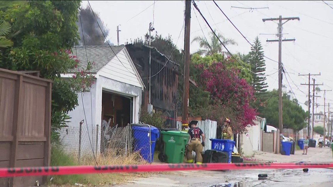 San Diego firefighters put out house fire in Pacific Beach | cbs8.com