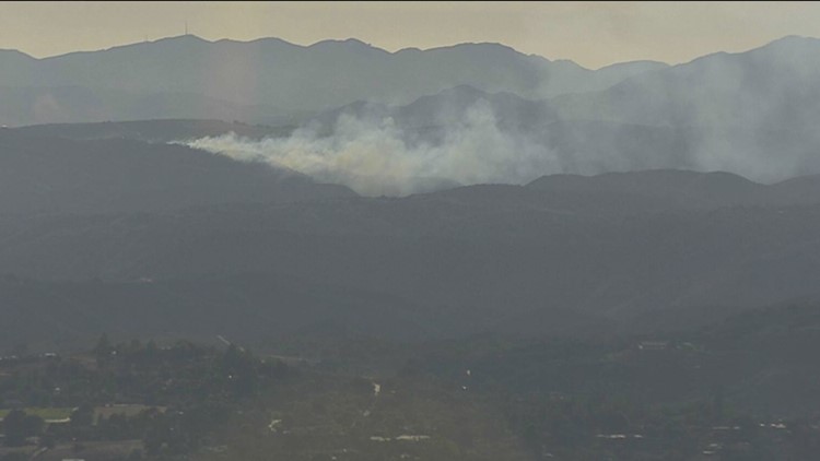 At least 15 acres burned in Camp Pendleton brush fire | cbs8.com