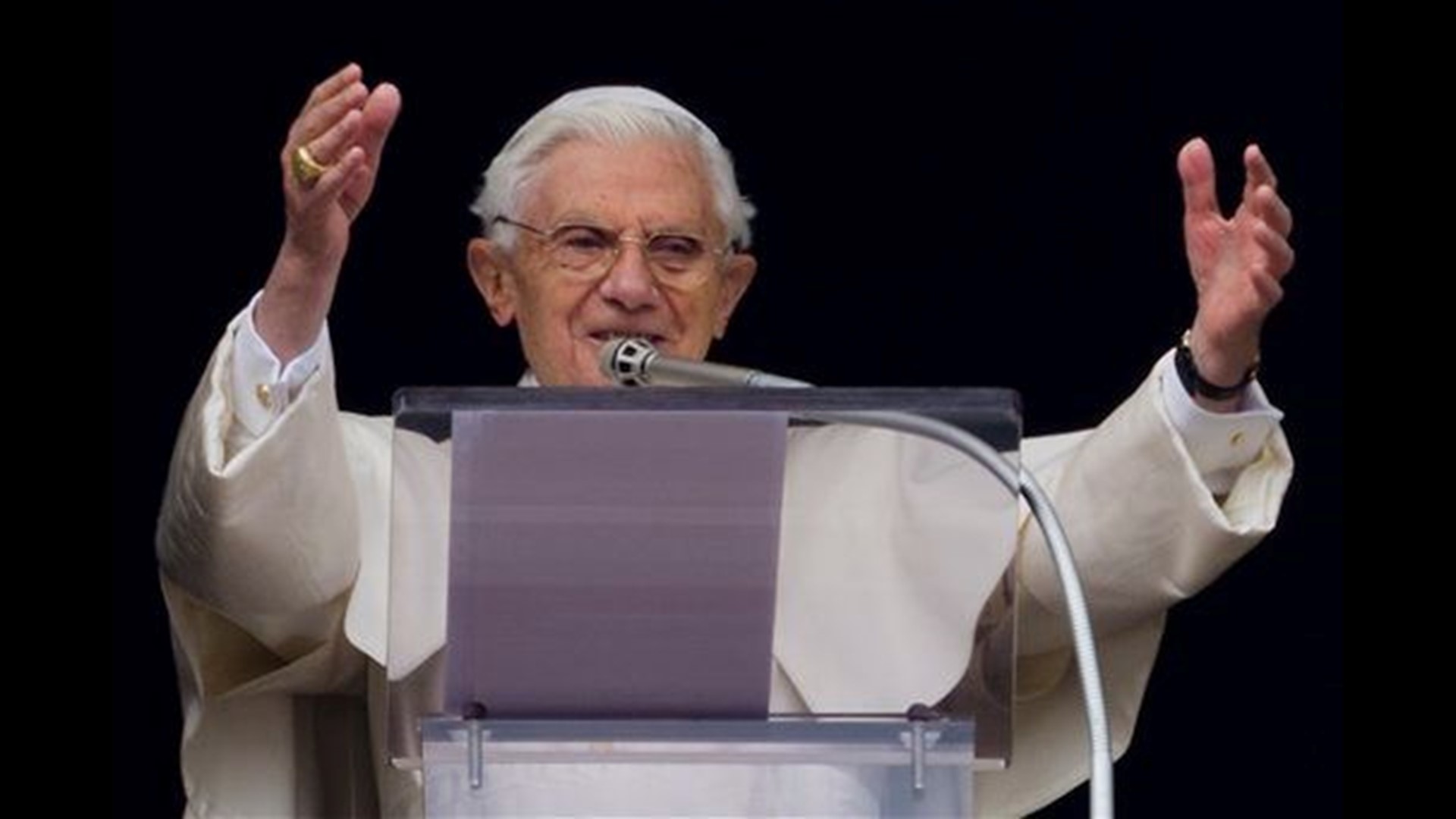 Pope gives final Sunday blessing before resigning | cbs8.com