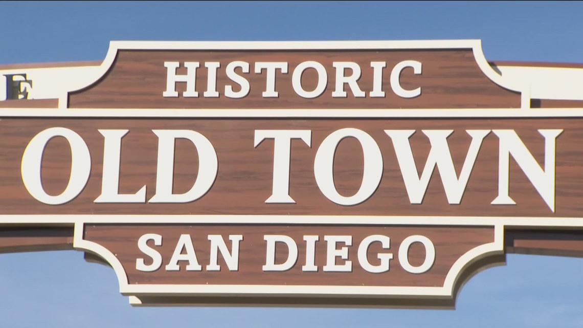 First look at the new gateway sign in Old Town | cbs8.com