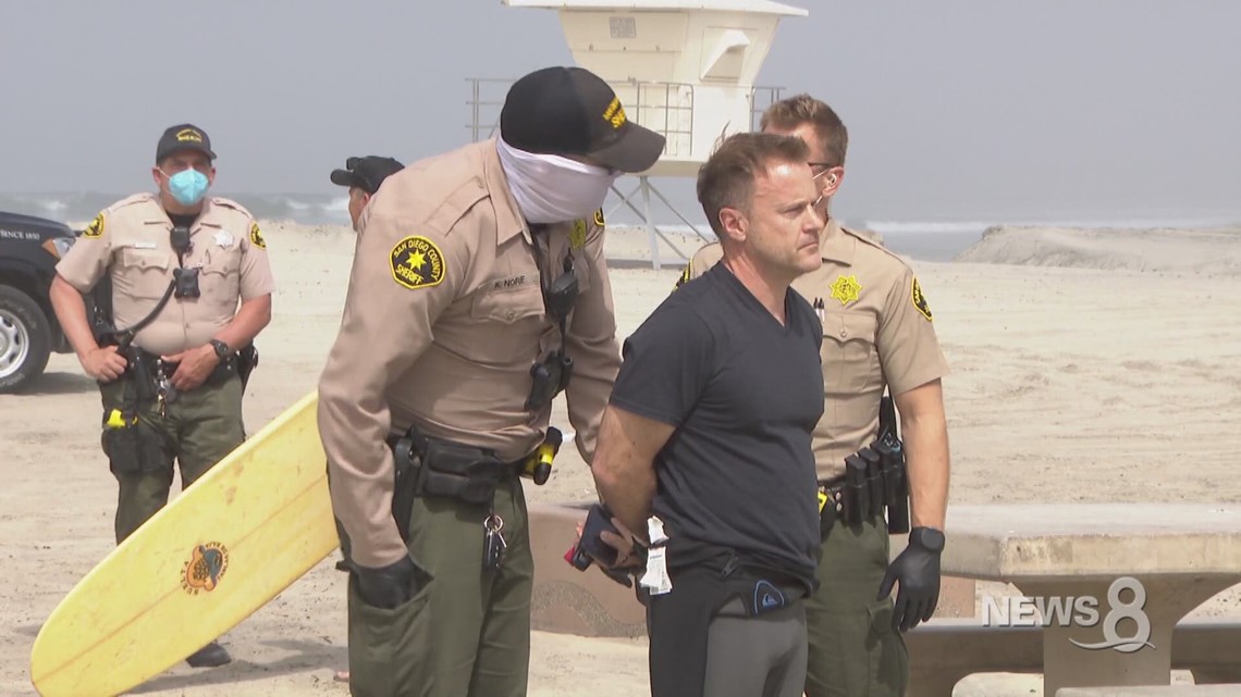 San Diego Sheriffs make multiple arrests at Encinitas protest | cbs8.com