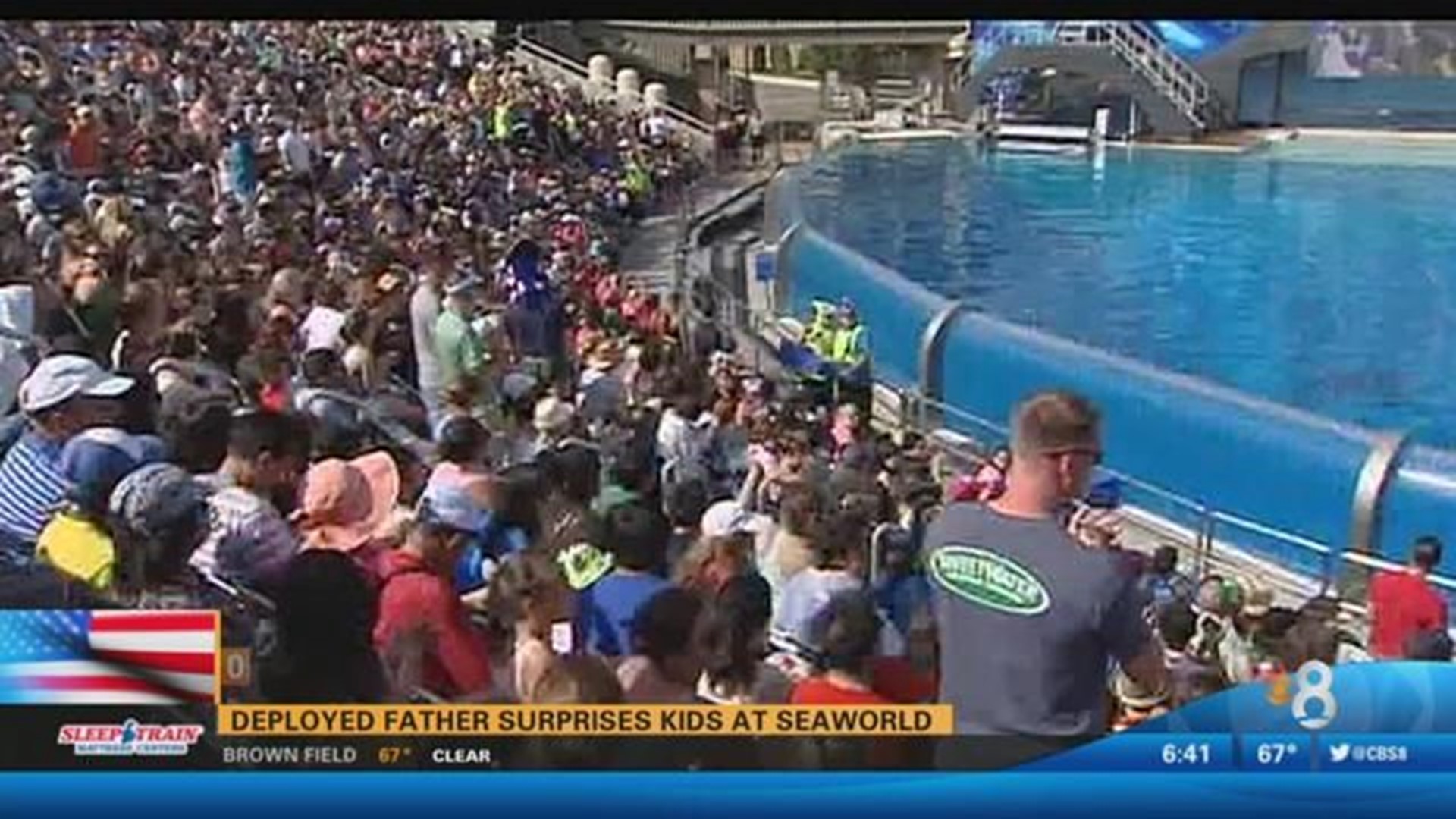 Deployed father surprises kids at SeaWorld | cbs8.com