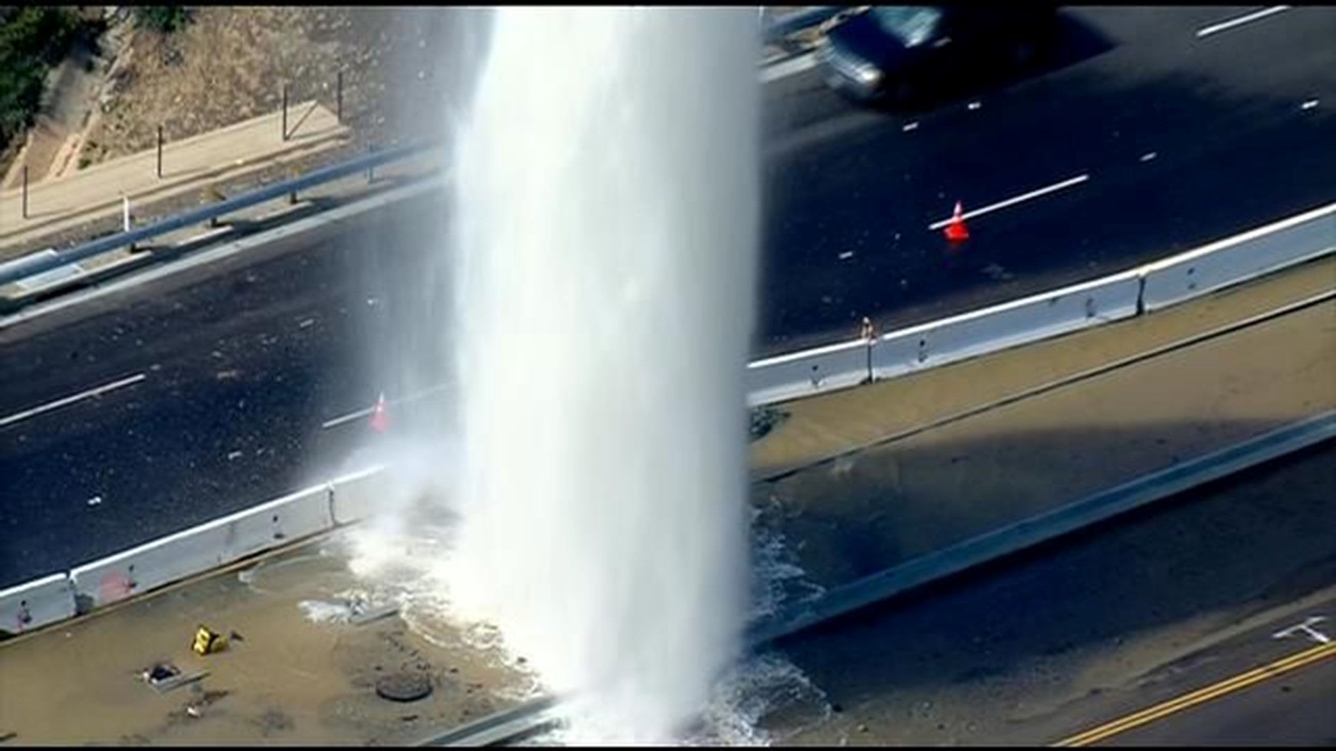 FB Broken fire hydrant erupts in University City | cbs8.com