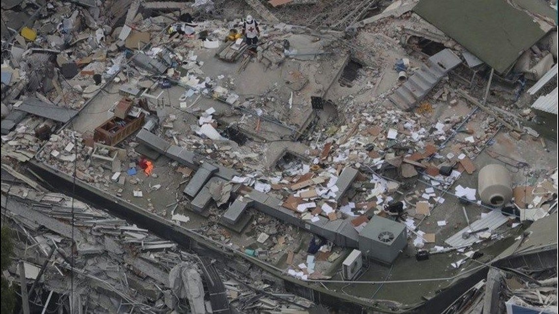 Mexicans dig through collapsed buildings as quake kills more than 200 ...