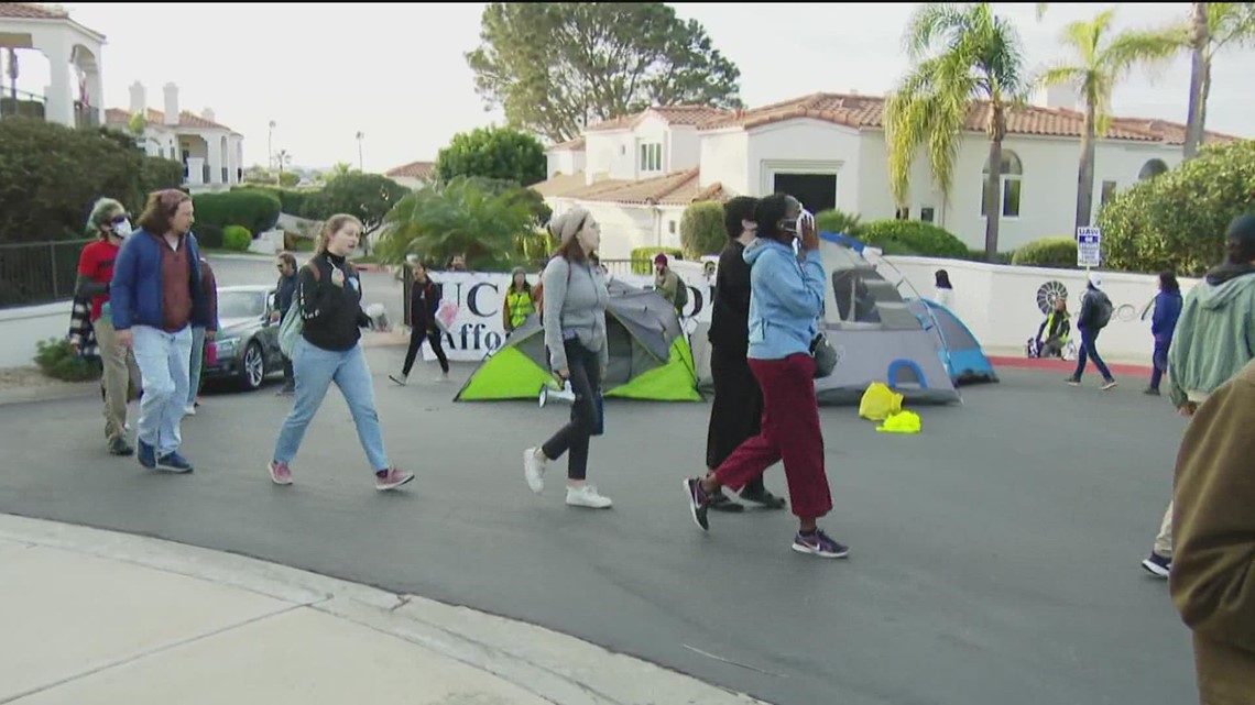 UC Grad students protest outside home of Chair of Regents | cbs8.com