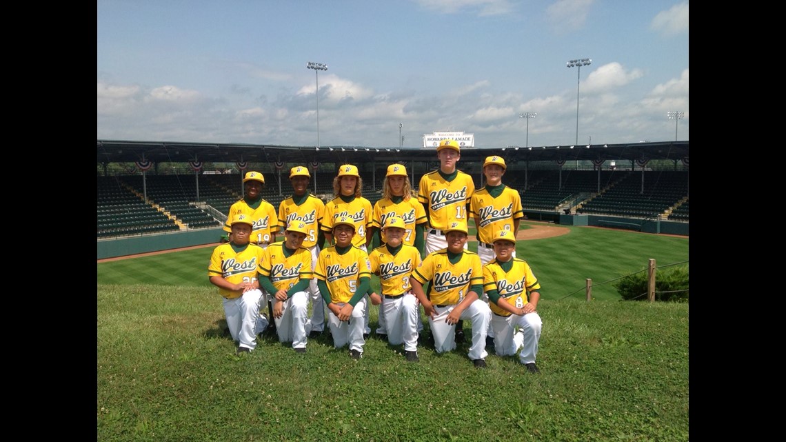 Fundraiser held for Eastlake Little League All Stars | cbs8.com