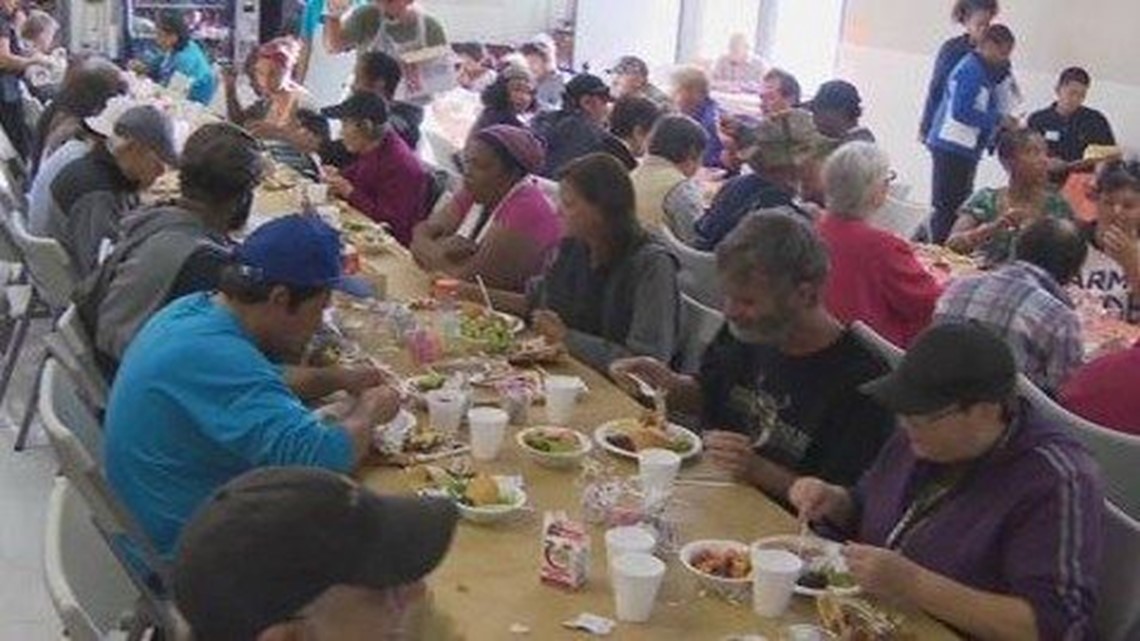 More than 1,500 homeless fed at annual Thanksgiving outreach meal ...