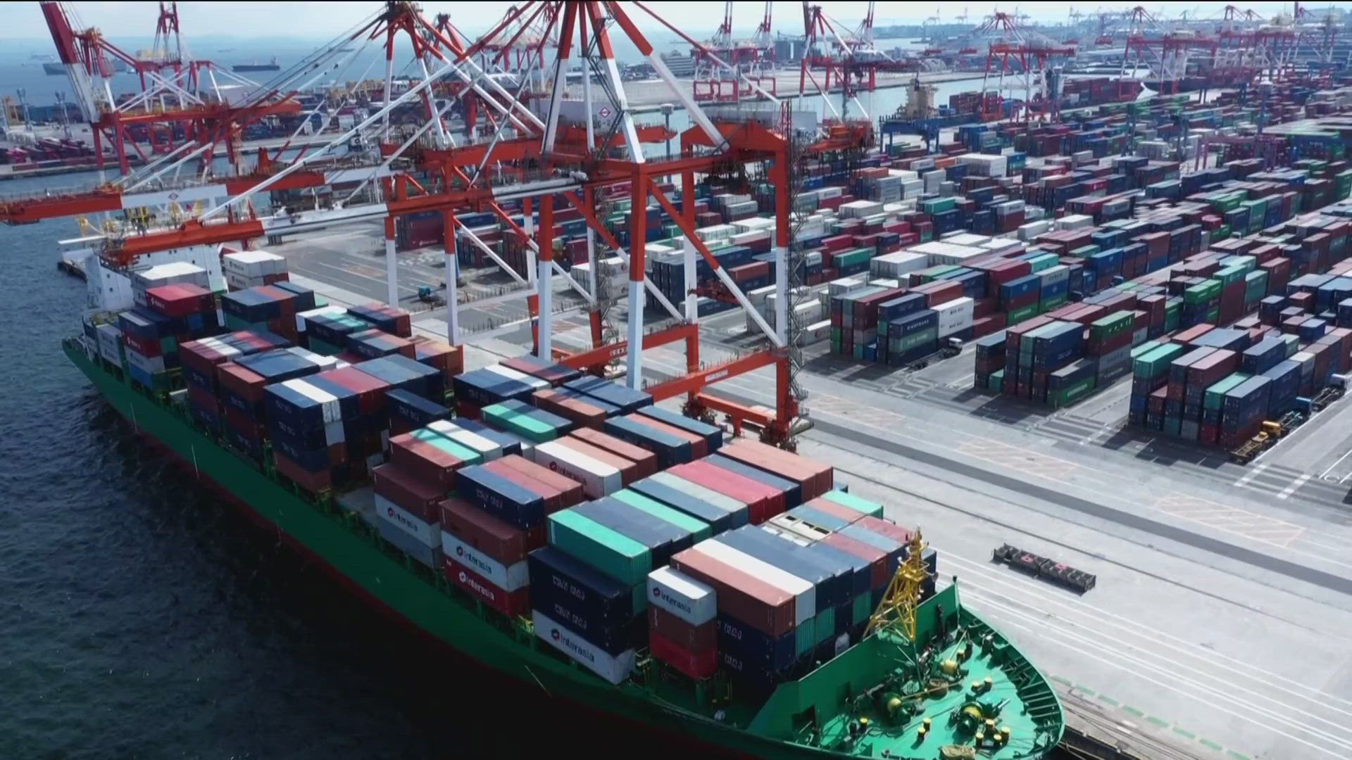 President Trump's sweeping new tariffs go into effect | cbs8.com