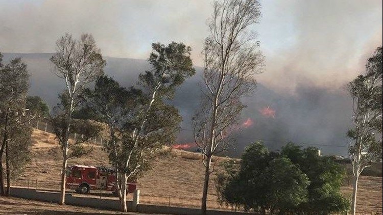 Liberty Fire burning in unincorporated area of Murrieta | cbs8.com