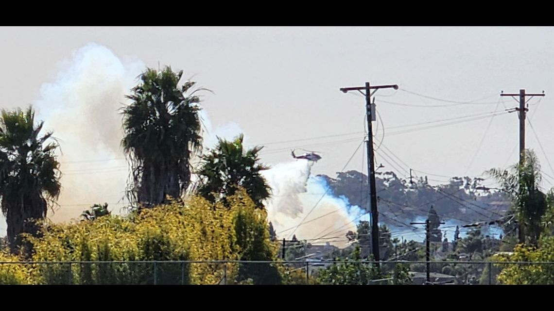 Brush fire, smoke, flames in San Diego near Fashion Valley Friars Rd ...