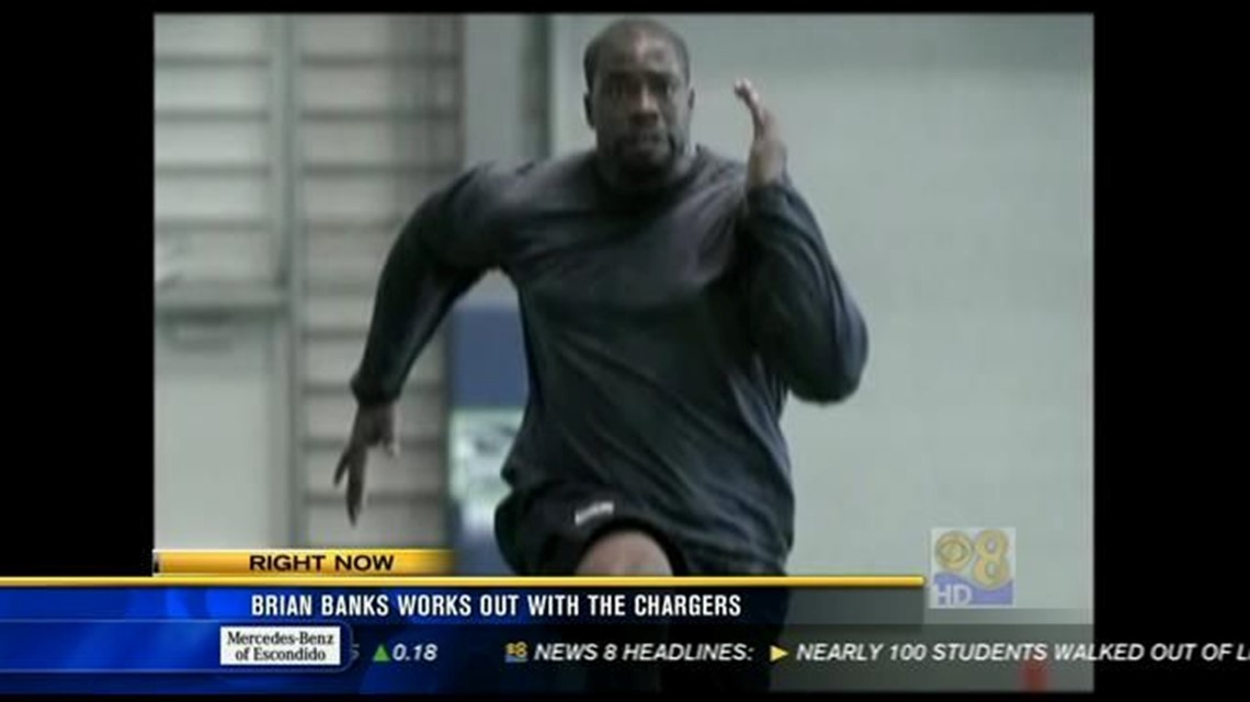 Brian Banks works out with the Chargers | cbs8.com