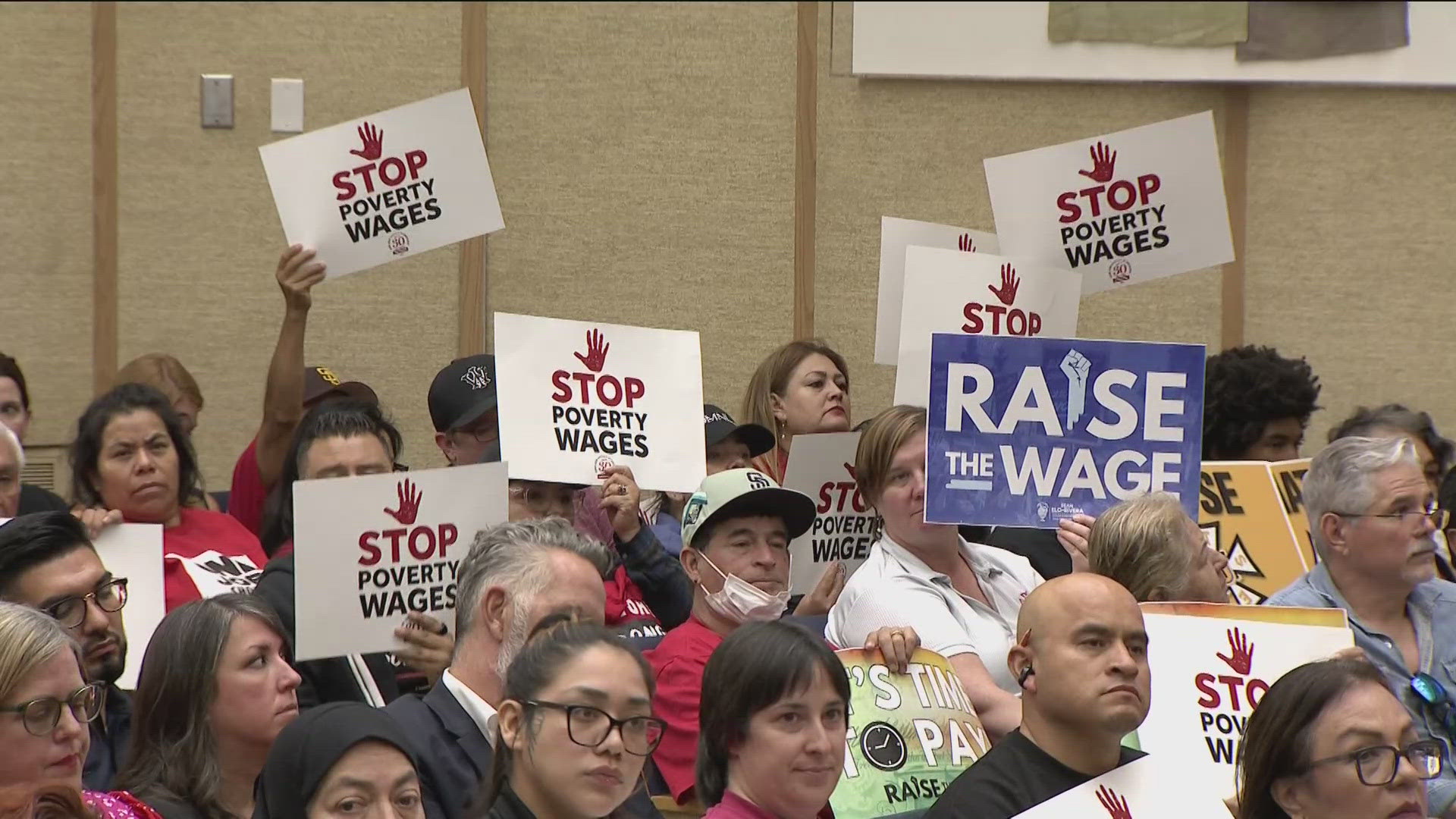 San Diego City Council passes $25 minimum wage for hospitality workers | cbs8.com