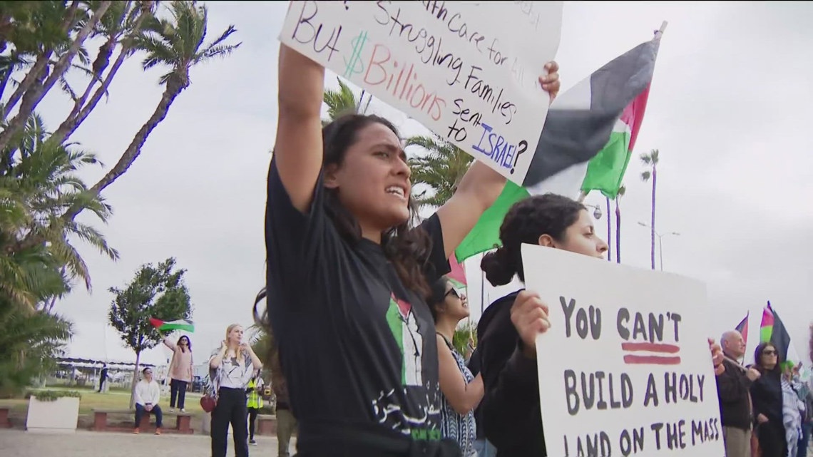 San Diegans protest Israeli attacks on civilians in Rafah | cbs8.com