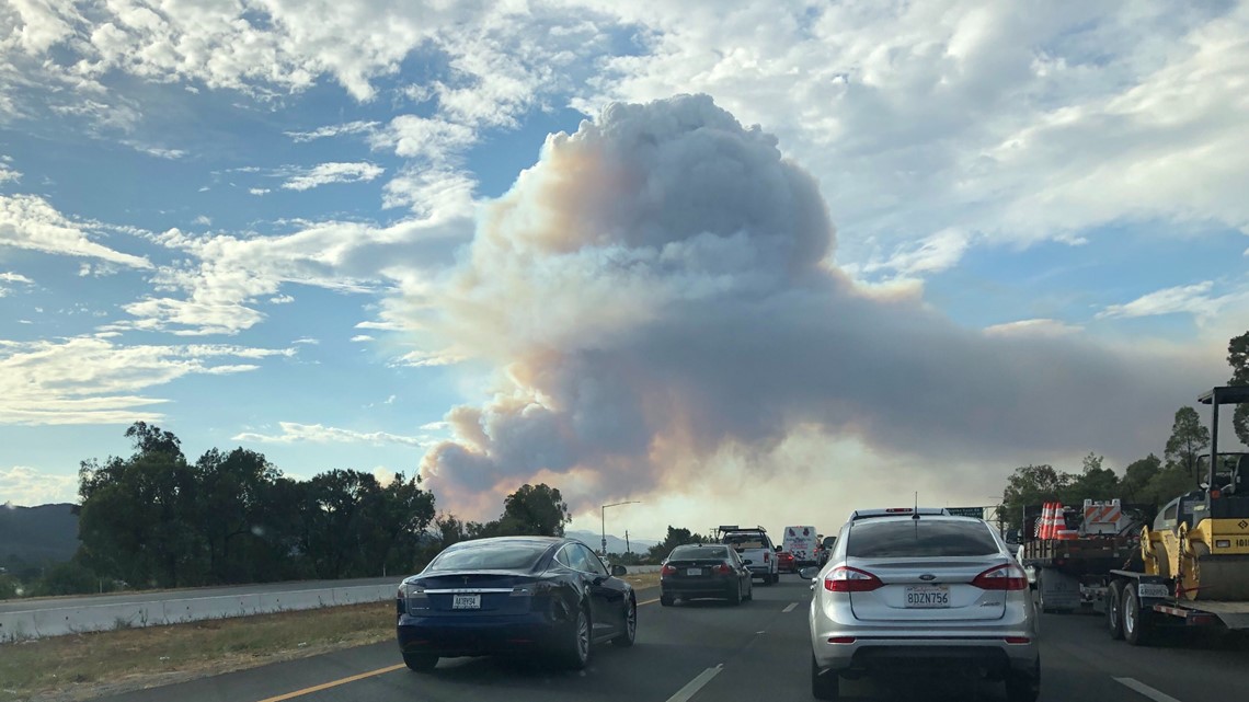 Crews responding to brush fire near Murrieta | cbs8.com