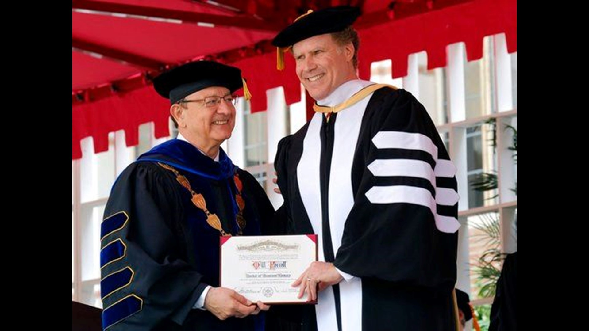 Will Ferrell keeps USC laughing with lighthearted speech | cbs8.com