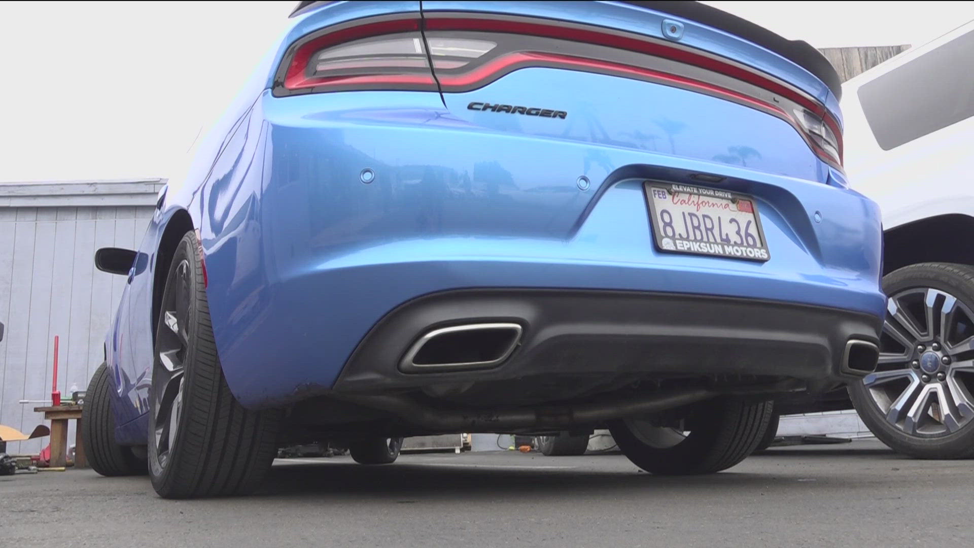 Best and worst car colors for resale in San Diego | cbs8.com
