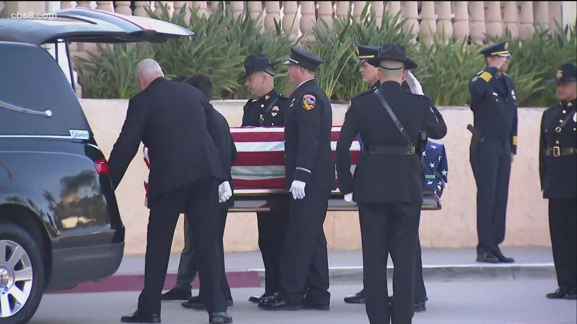 Hundreds gather to remember former SDPD officer and San Diego Padres ...