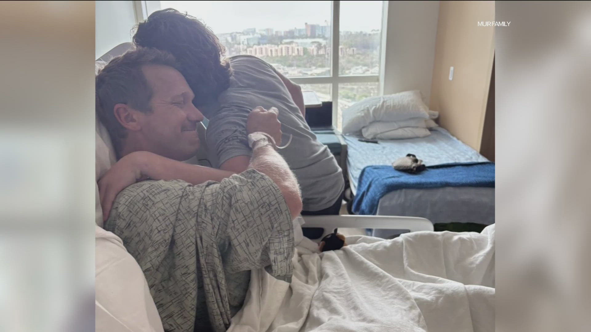 Injured surfer reunites with teens who saved him at Oceanside Beach ...