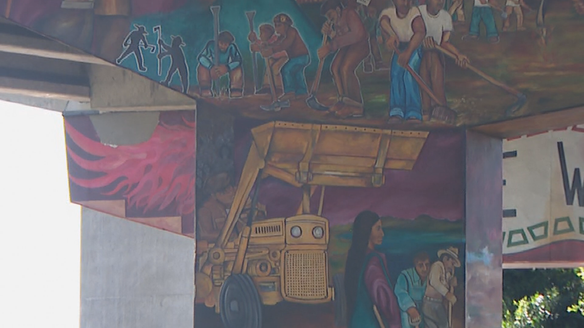 San Diego artist explains significance of Chicano Park murals | cbs8.com