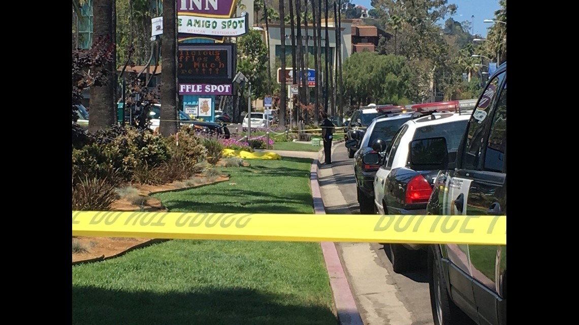 Man found dead outside Mission Valley hotel | cbs8.com