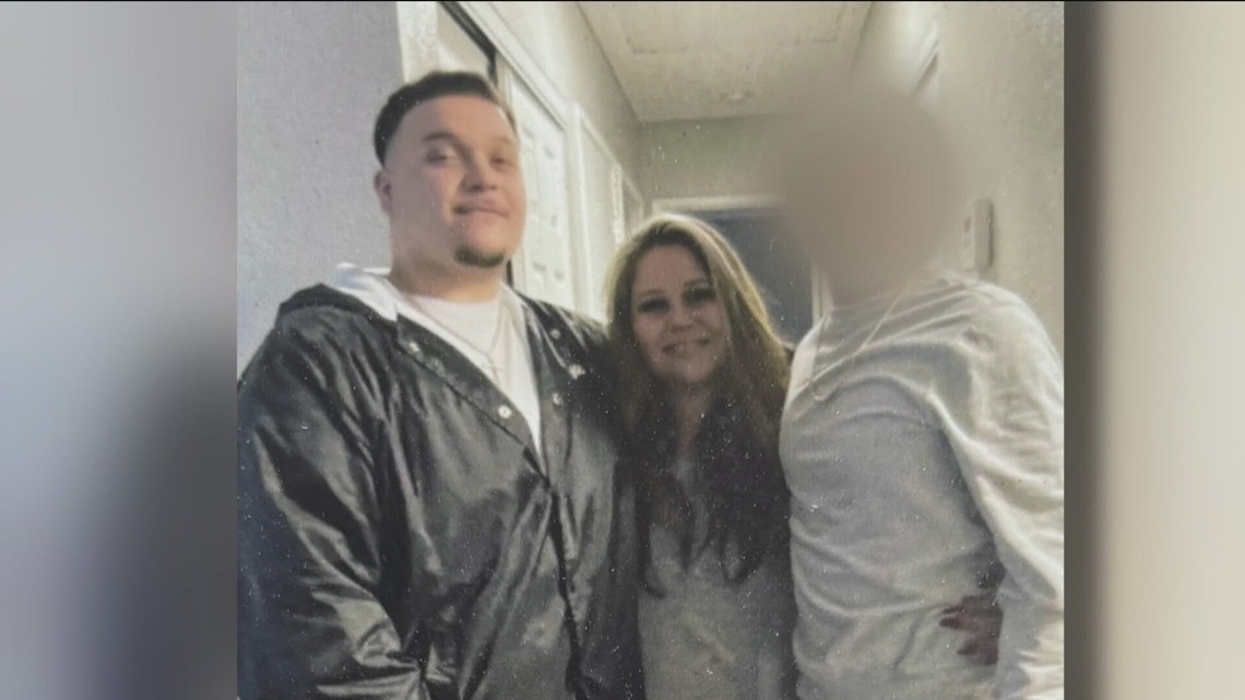 Man faces murder trial for killing mother at El Cajon motel | cbs8.com