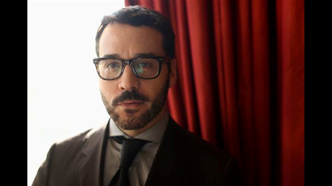 Jeremy Piven moves from Ari to Harry in PBS series | cbs8.com