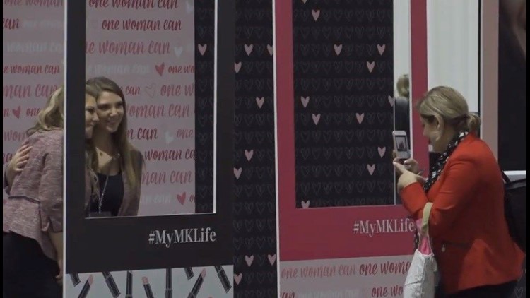 Mary Kay holds annual conference in San Diego | cbs8.com