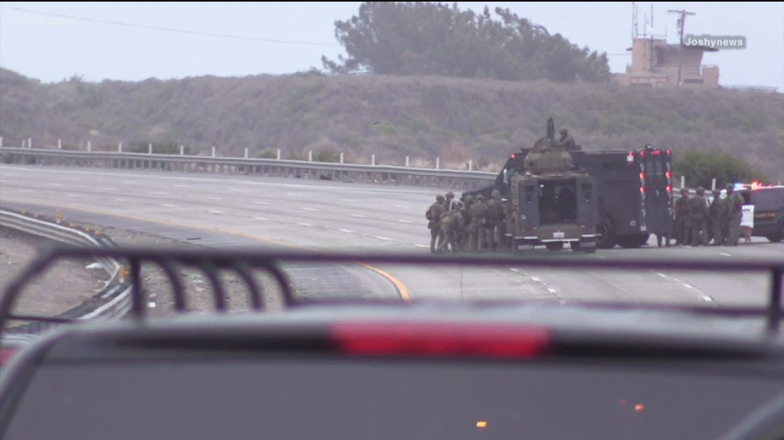 All lanes open after police standoff prompts hours-long closure of ...