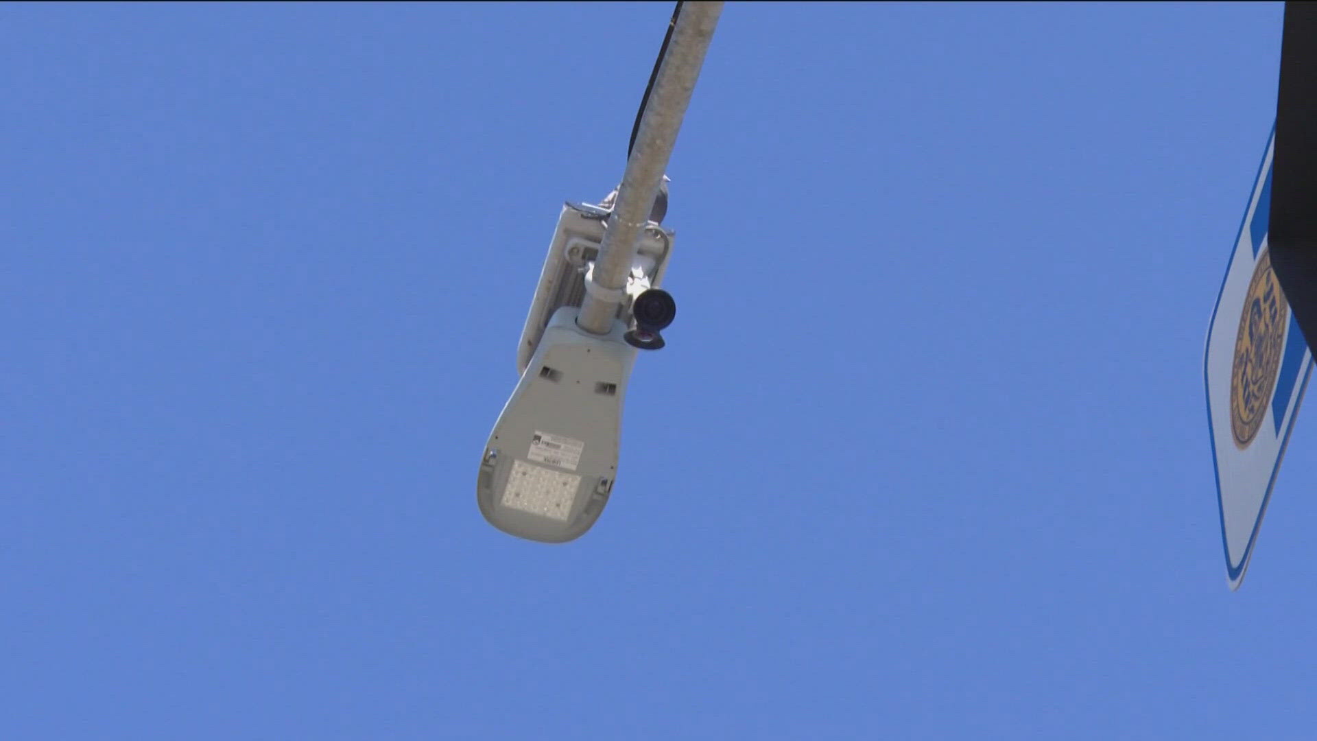 Public Safety Committee votes to continue using automated license plate ...