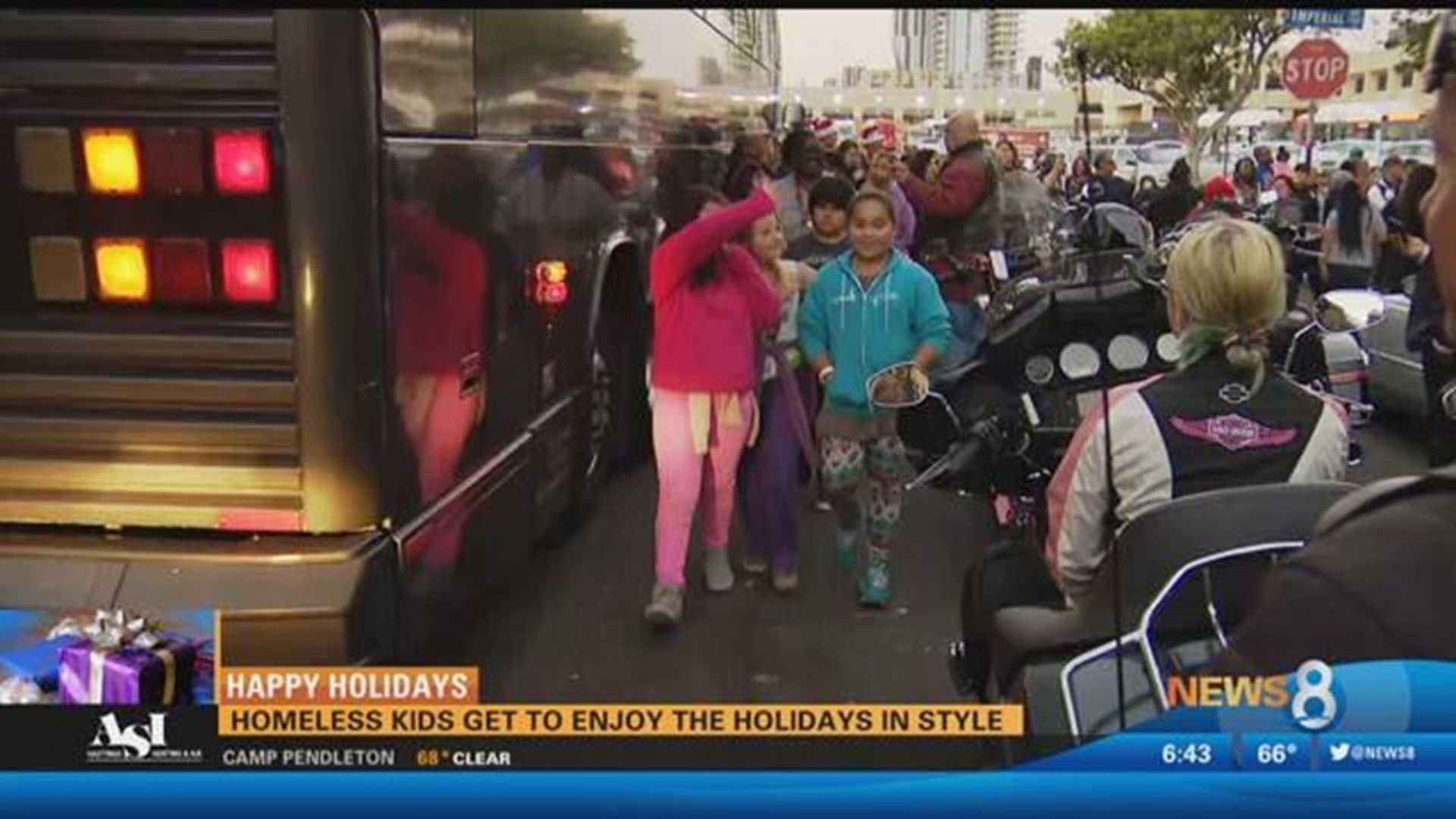 Homeless kids get to enjoy the holidays in style | cbs8.com