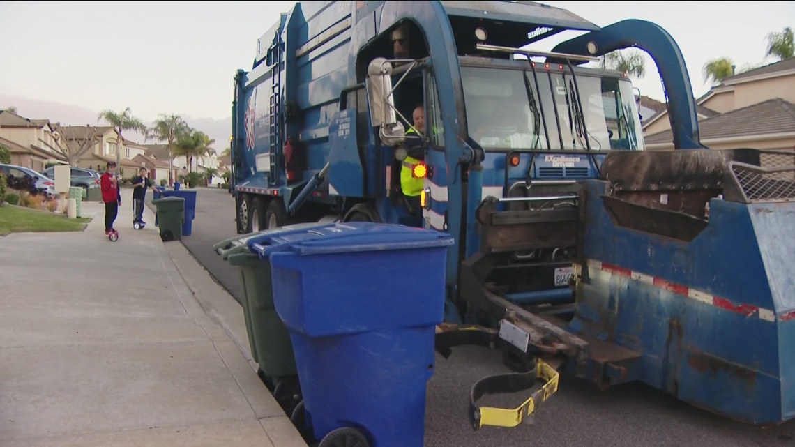 San Diego plans to cut trash pickup fee to $47.59 monthly | cbs8.com