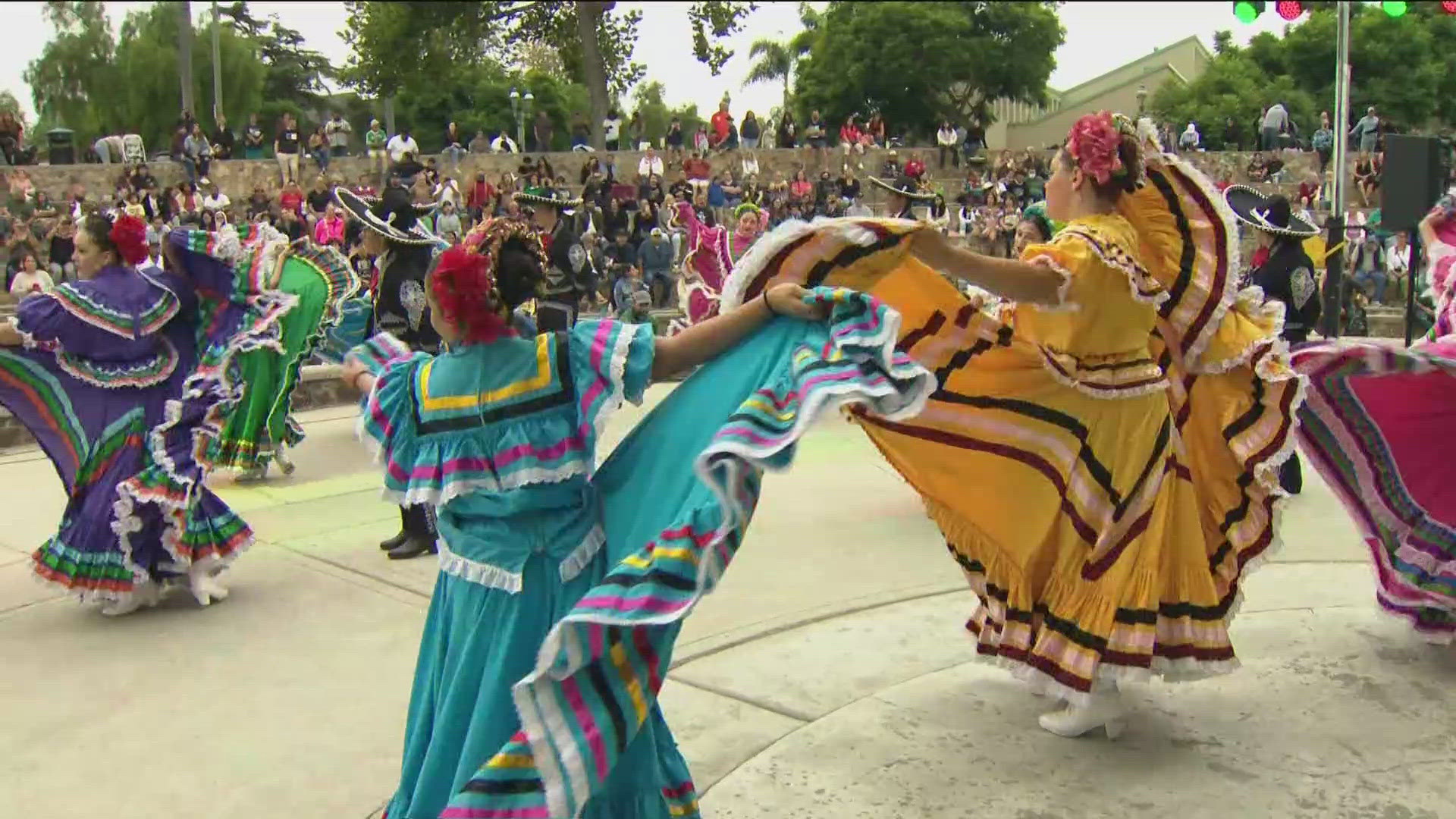Chula Vista celebrates 'El Grito,' | cbs8.com