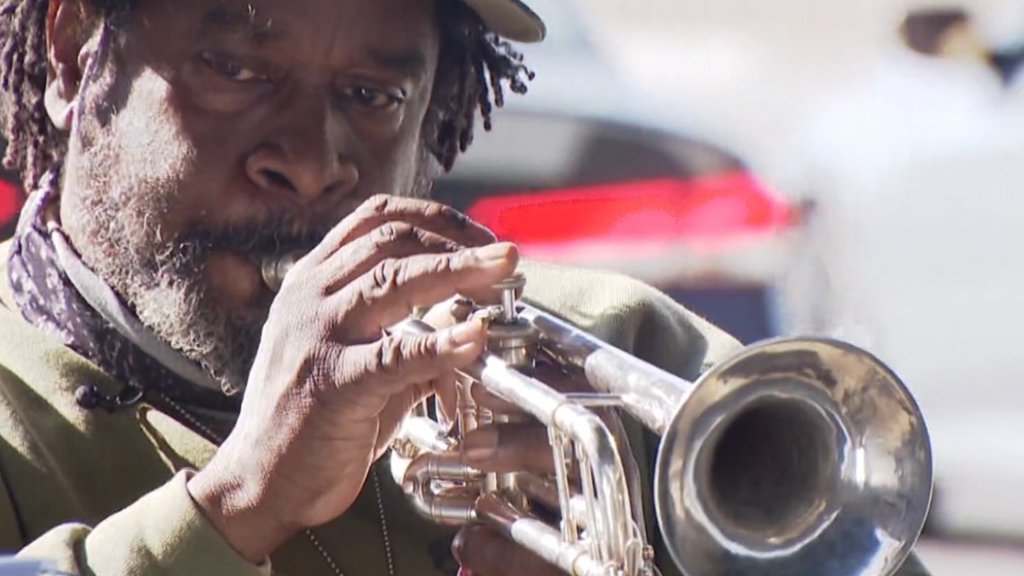 Ex-Marine plays his trumpet on the streets of San Diego County | cbs8.com