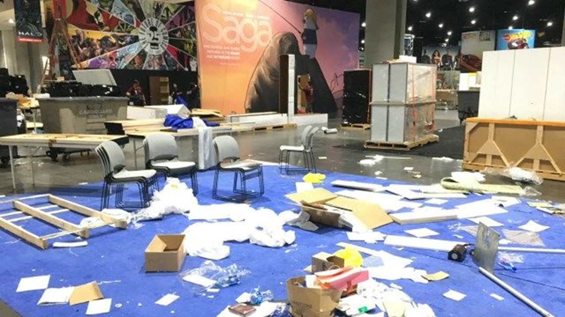 Crews pick up trash, break down displays from Comic-Con | cbs8.com