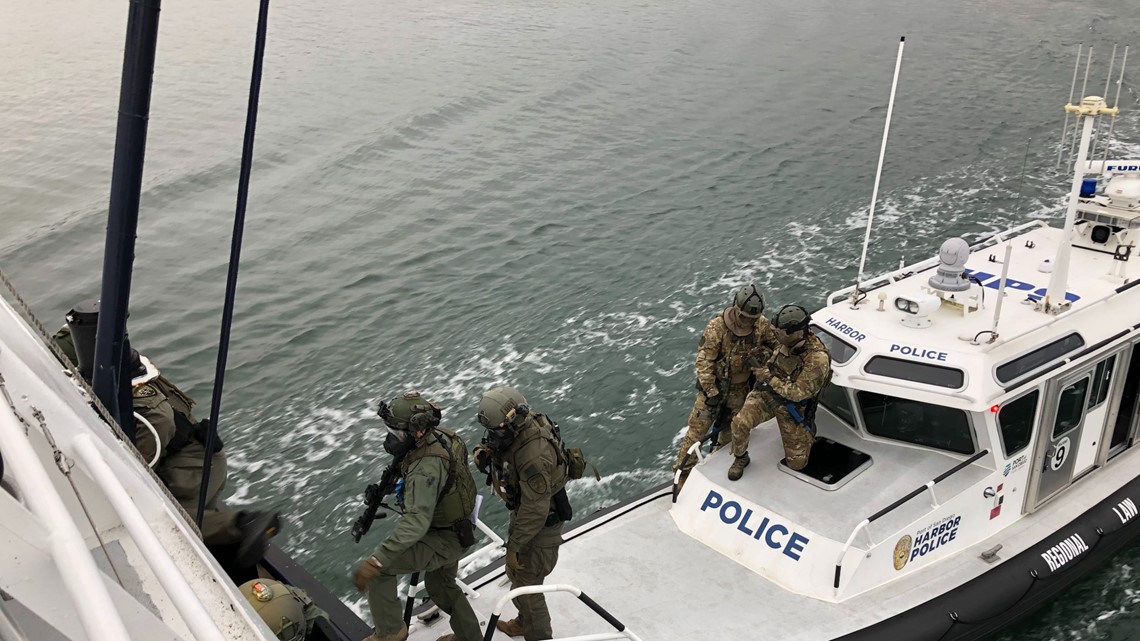 Multiple law enforcement agencies team up for SWAT drill in San Diego ...