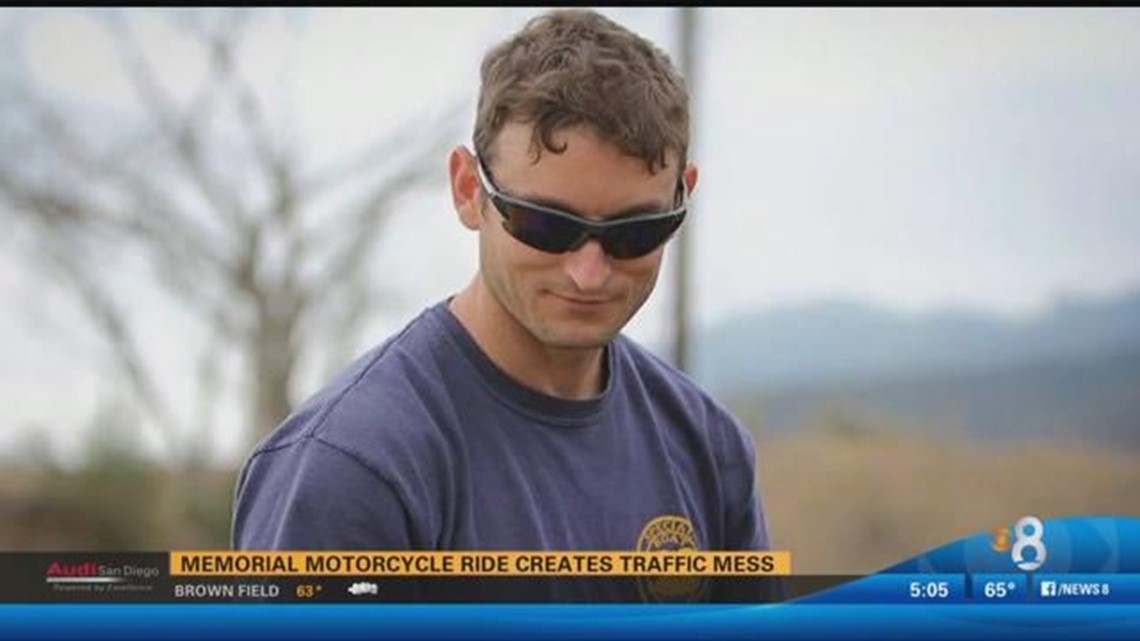 Memorial motorcycle ride creates traffic mess on bridge | cbs8.com