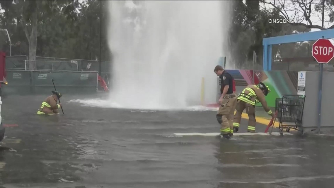 Sheared fire hydrant causes flooding, mudslide in Hillcrest near SR-163 ...